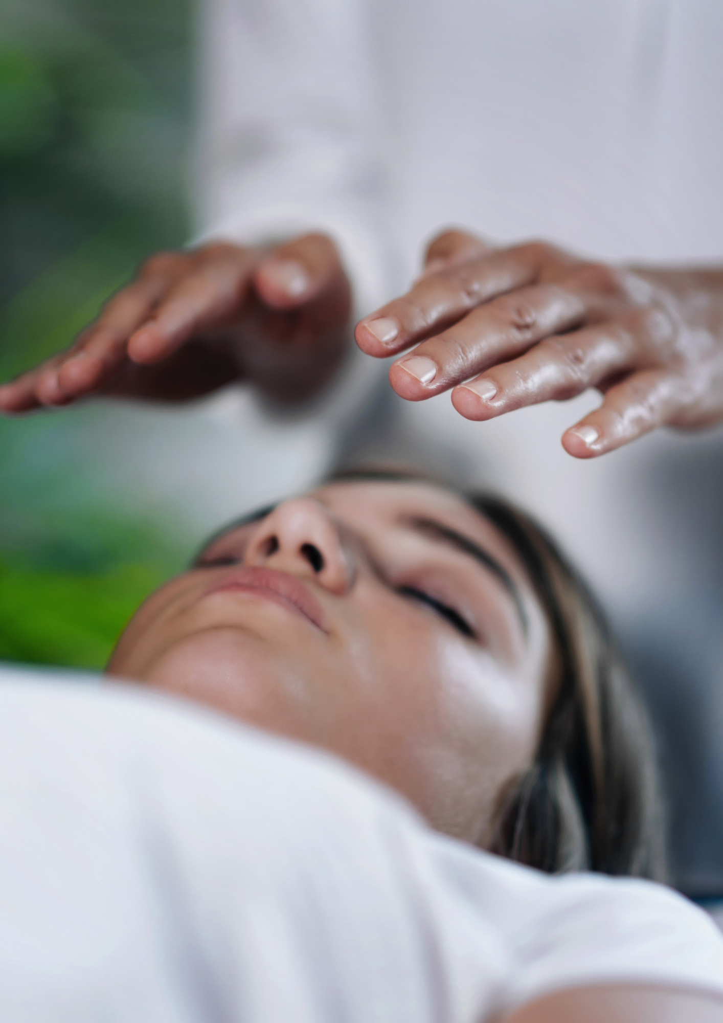 20 ways to strengthen your ability to sense energy with your hands ...